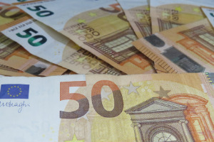 Euro To Dollar Forecast 2026–2027: Latest Survey Sees EUR/USD Rising ...